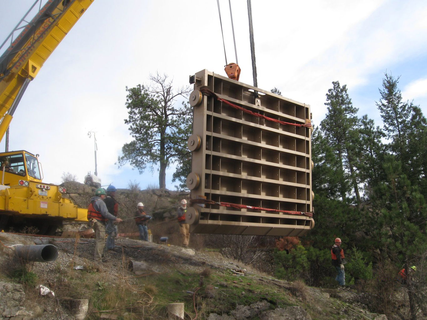 Post Falls Hydroelectric Development - SteelFab Inc.