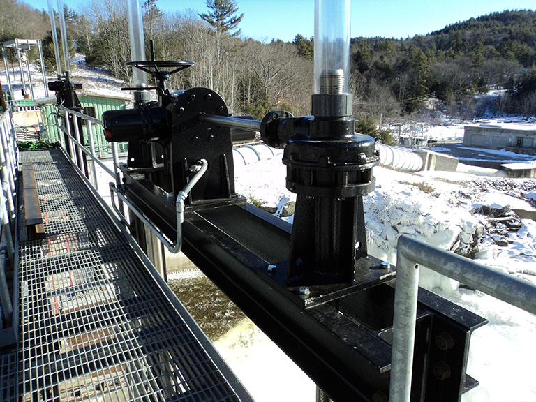 Screw Stem Hoists | Electric Actuator Hoists | Steel Fab Inc.